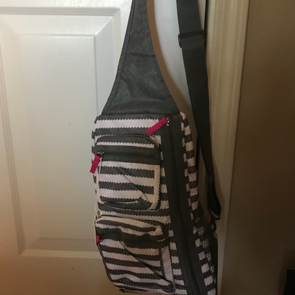 thirty-one | Bags | Thirtyone Slingback Bag | Poshmark